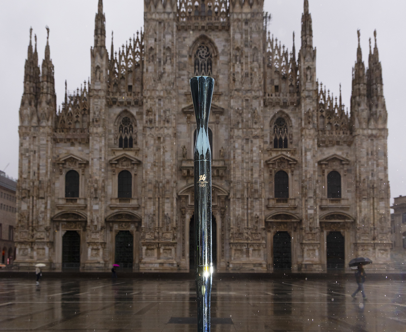 Milano–Cortina 2026 torches highlight cutting-edge design and ...
