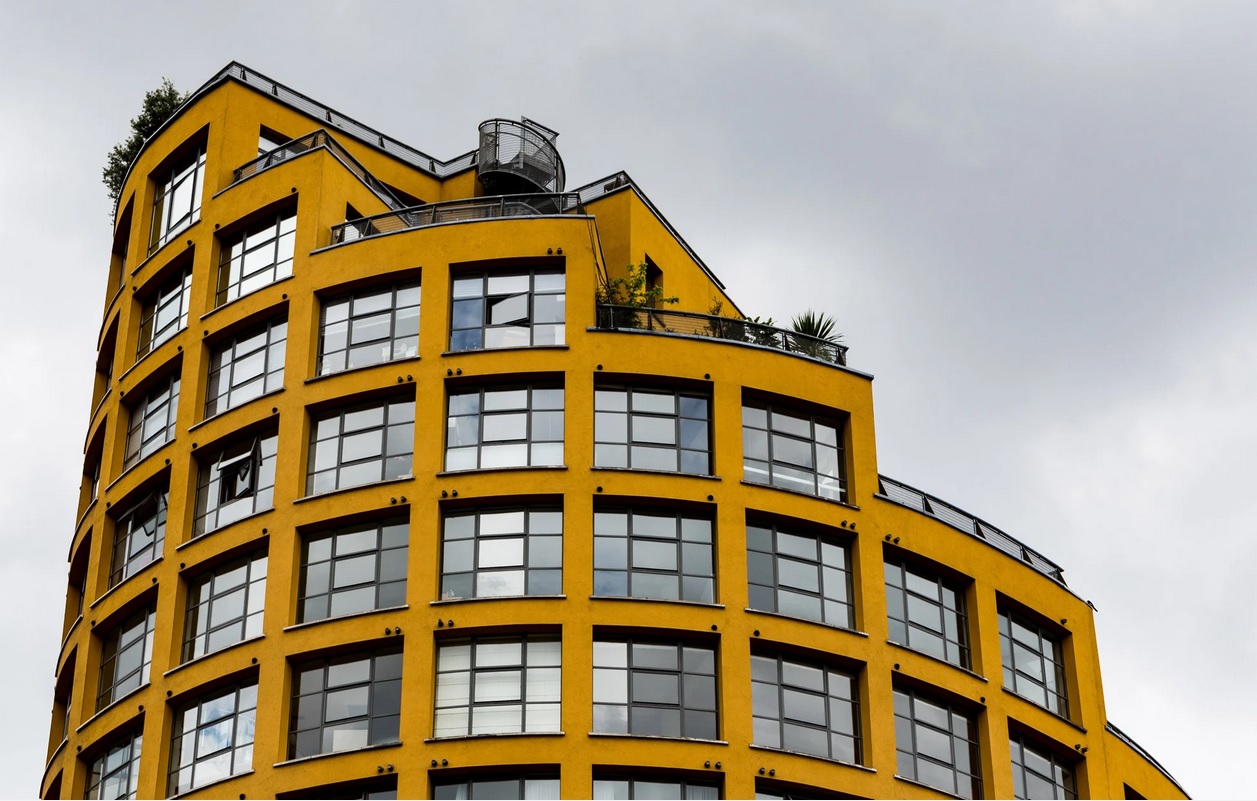 Πύργος στο Λονδίνο απειλείται με κατεδάφιση γιατί "κρύβει" τον ήλιο | eRed