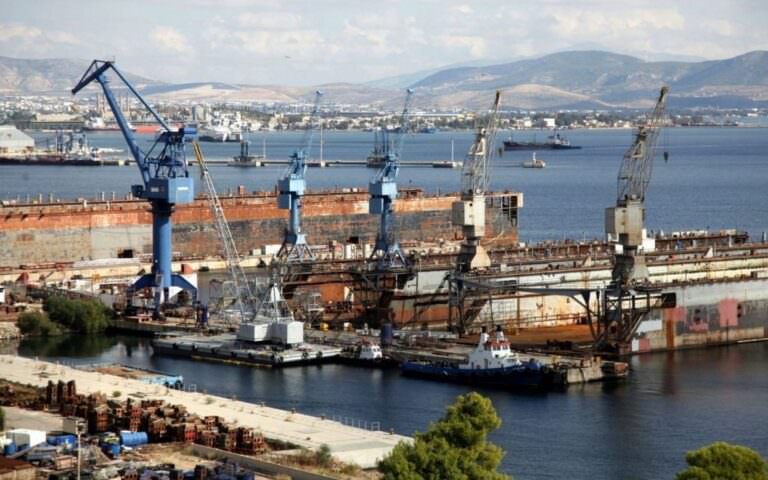 ONEX charts path for 40 tugboats at Elefsina Shipyards - e-red